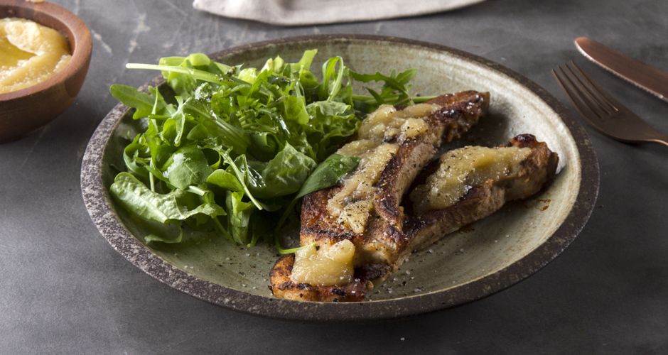 Pancetta with apple sauce | Akis Petretzikis
